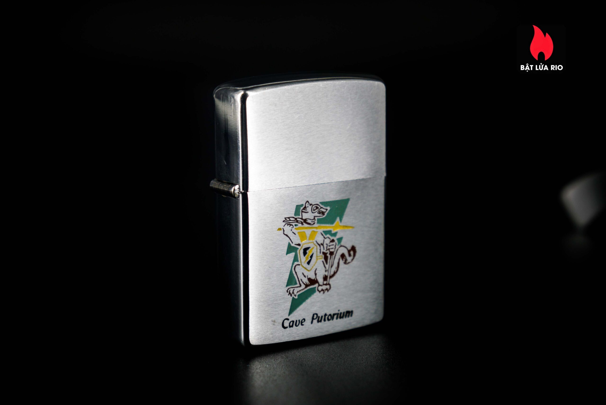 Zippo Xưa 1966 – Cave Putorium