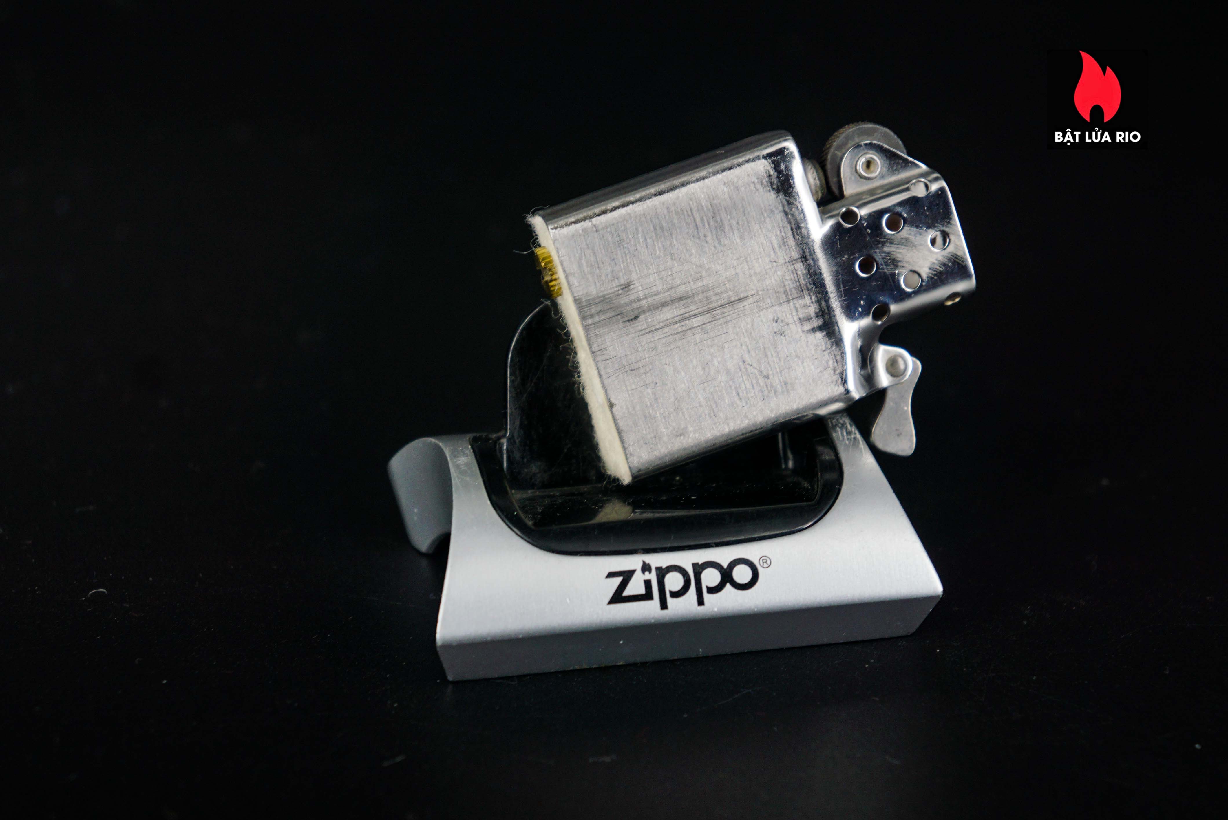 Zippo Xưa 1965 – Manchester Farm