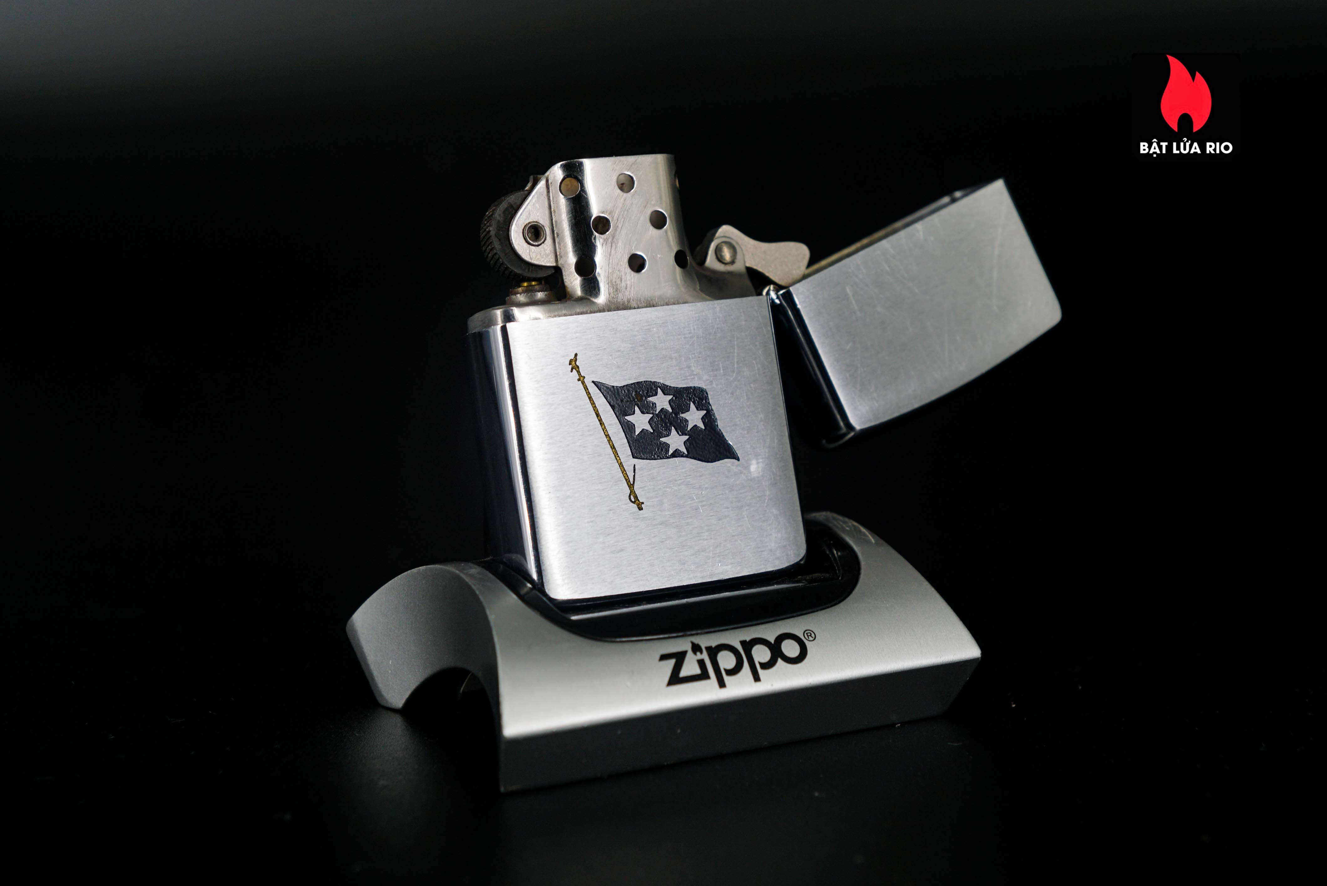 Zippo Xưa 1968 – Commander In Chief – United States Naval Forces Europe