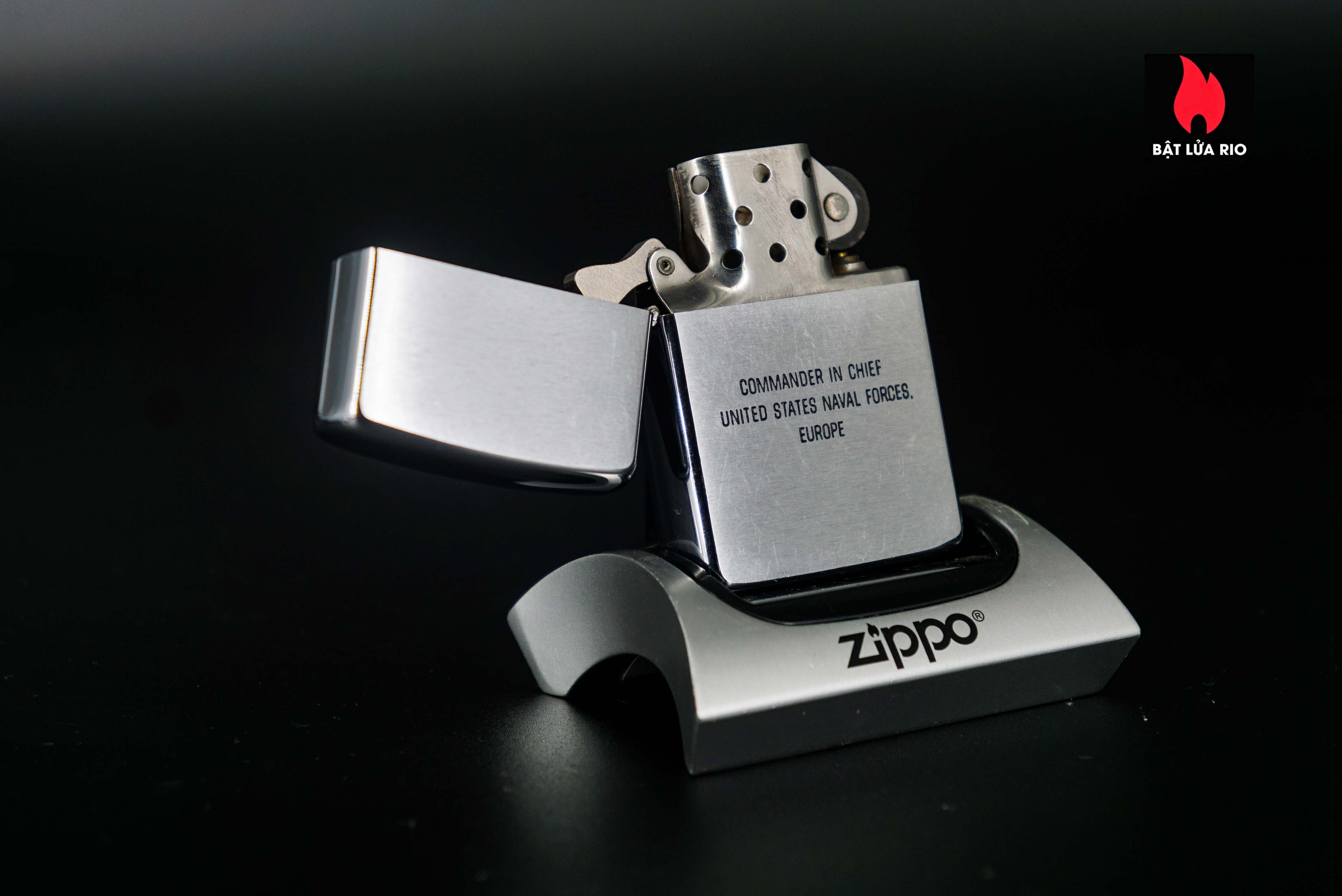 Zippo Xưa 1968 – Commander In Chief – United States Naval Forces Europe