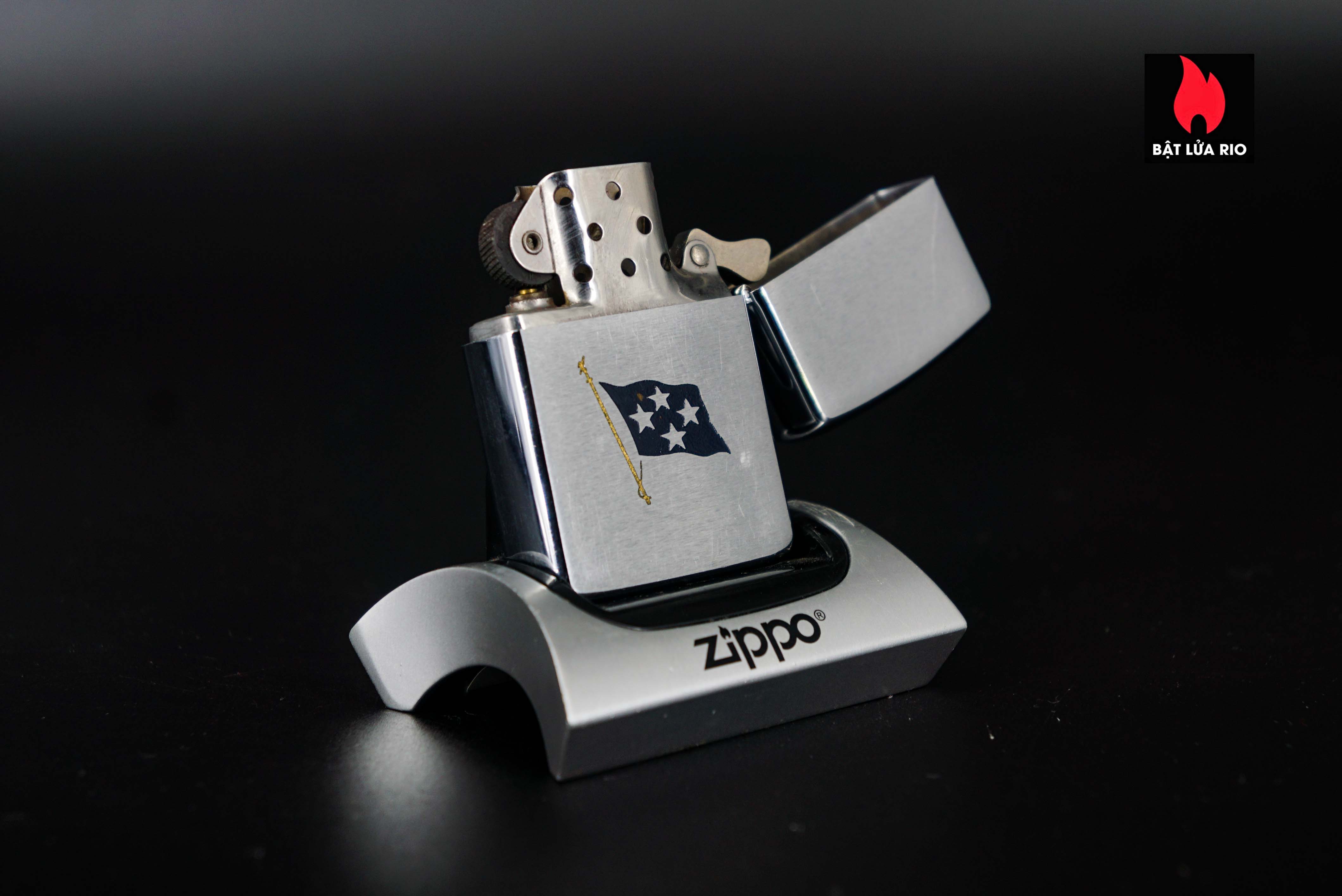 Zippo Xưa 1968 – Commander In Chief – United States Naval Forces Europe