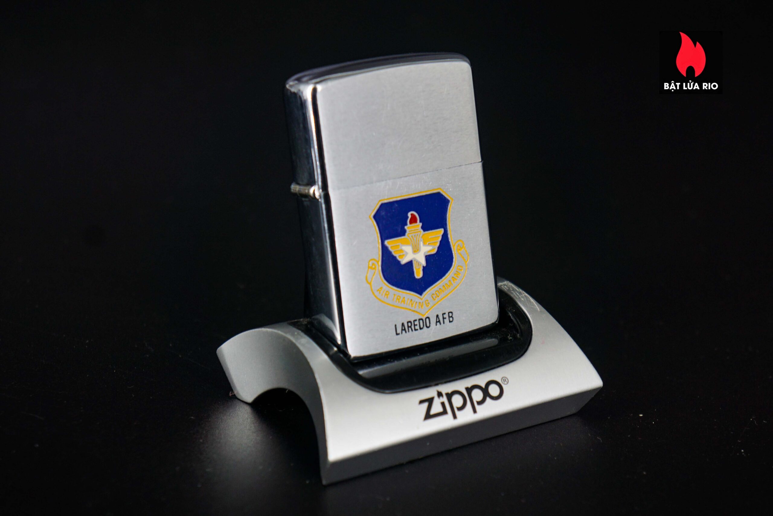 Zippo Xưa 1972 – Air Training Command – Laredo AFB