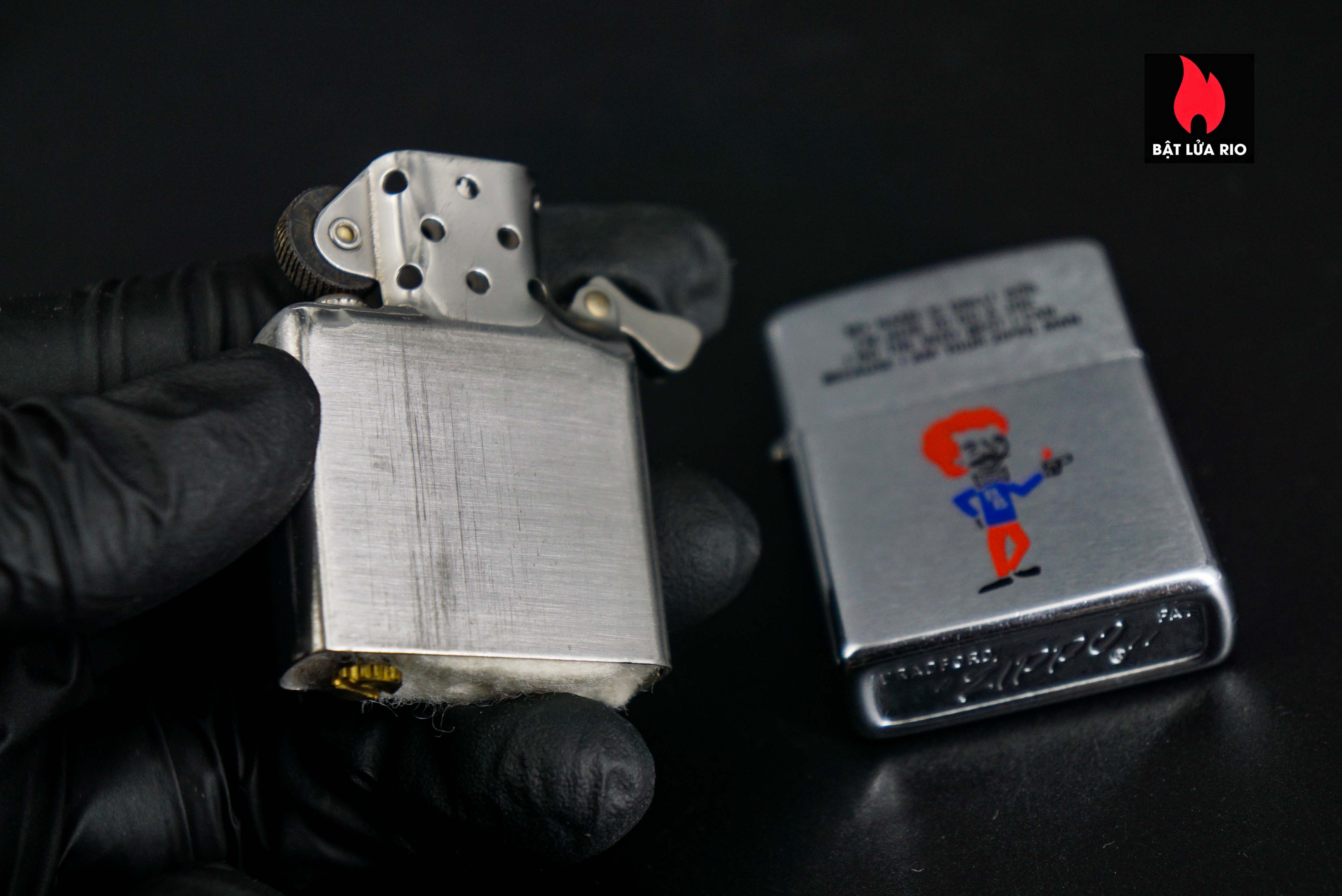 Zippo Xưa 1973 – Zippo Man – Uncle BOB