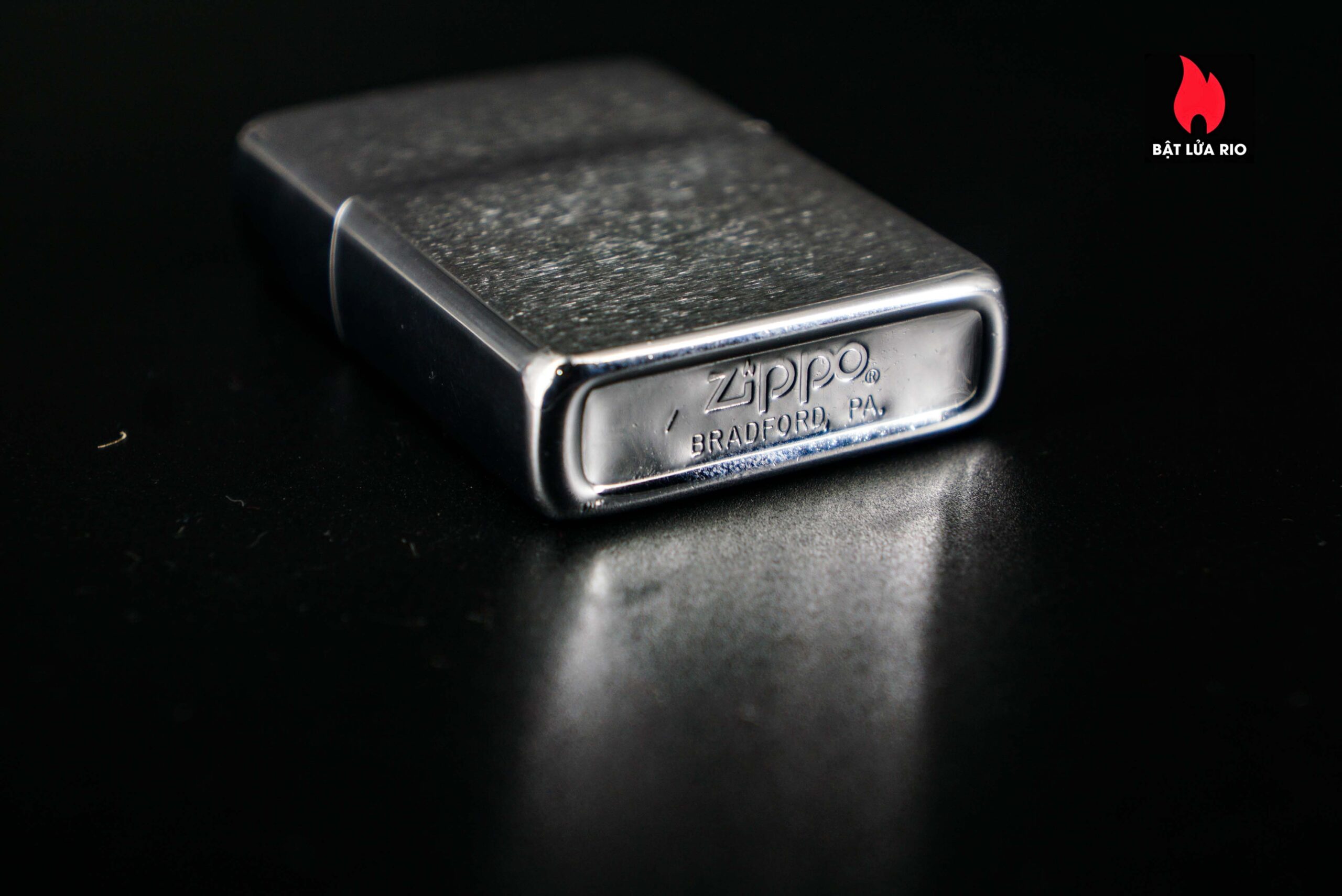 Zippo Xưa 1981 – Mary Long