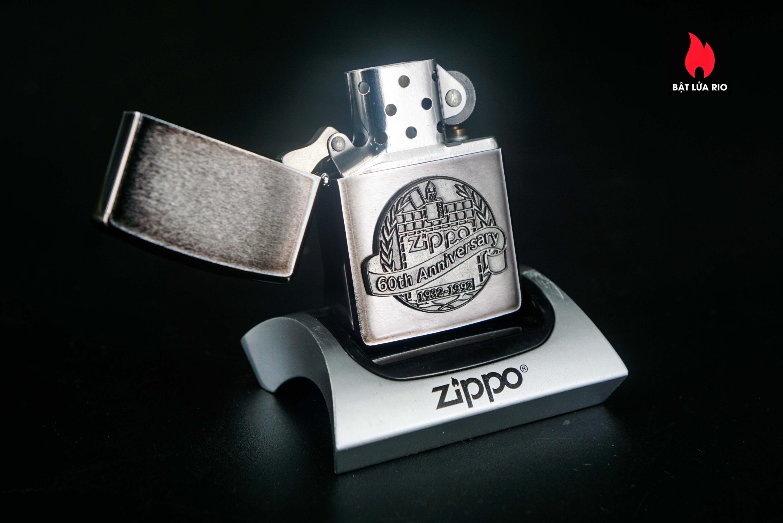 Zippo Chu niên 1932 -1992 – Midnight – 60th Anniversary Limited Edition