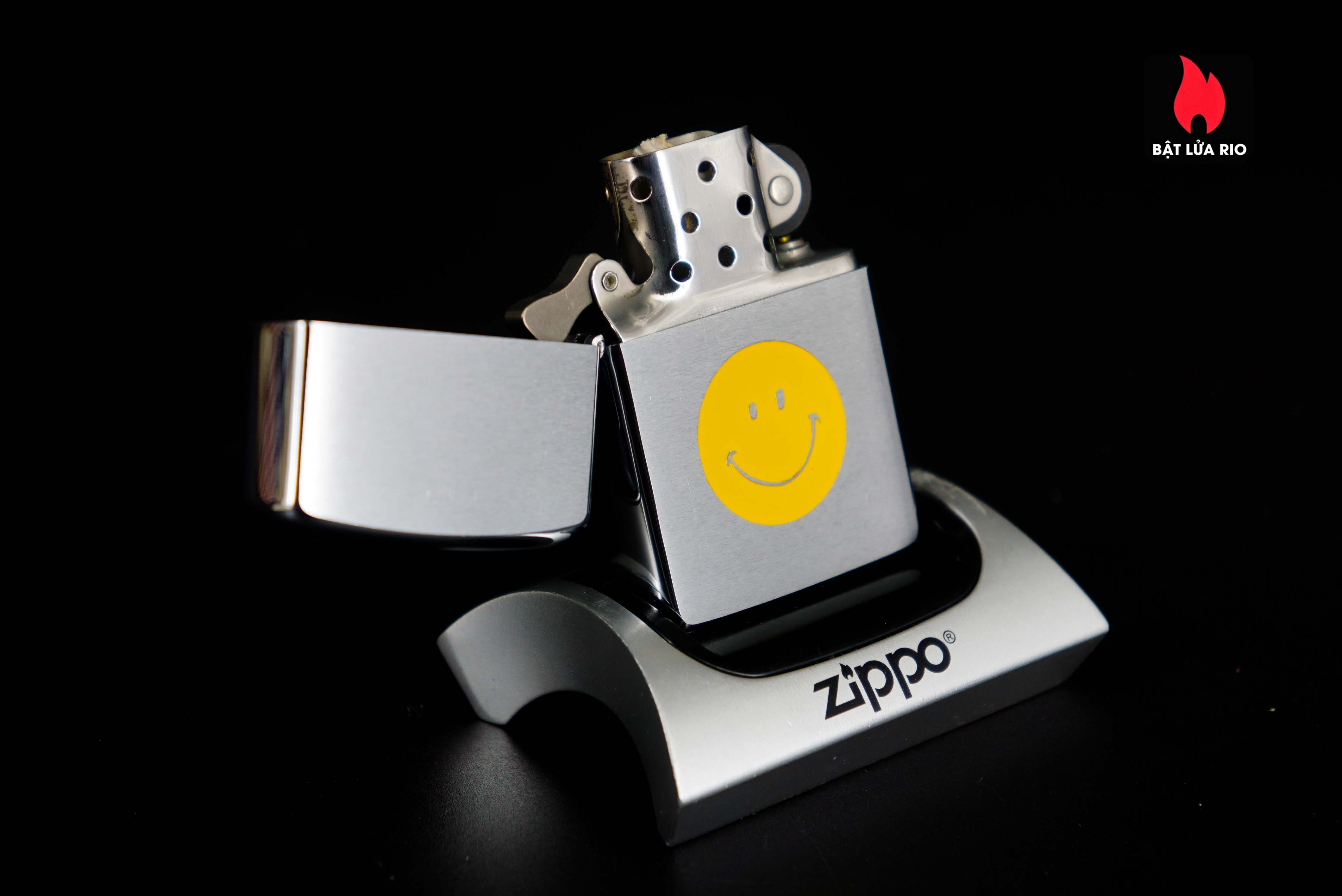 Zippo Xưa 1972 – Smiley Face – Yellow