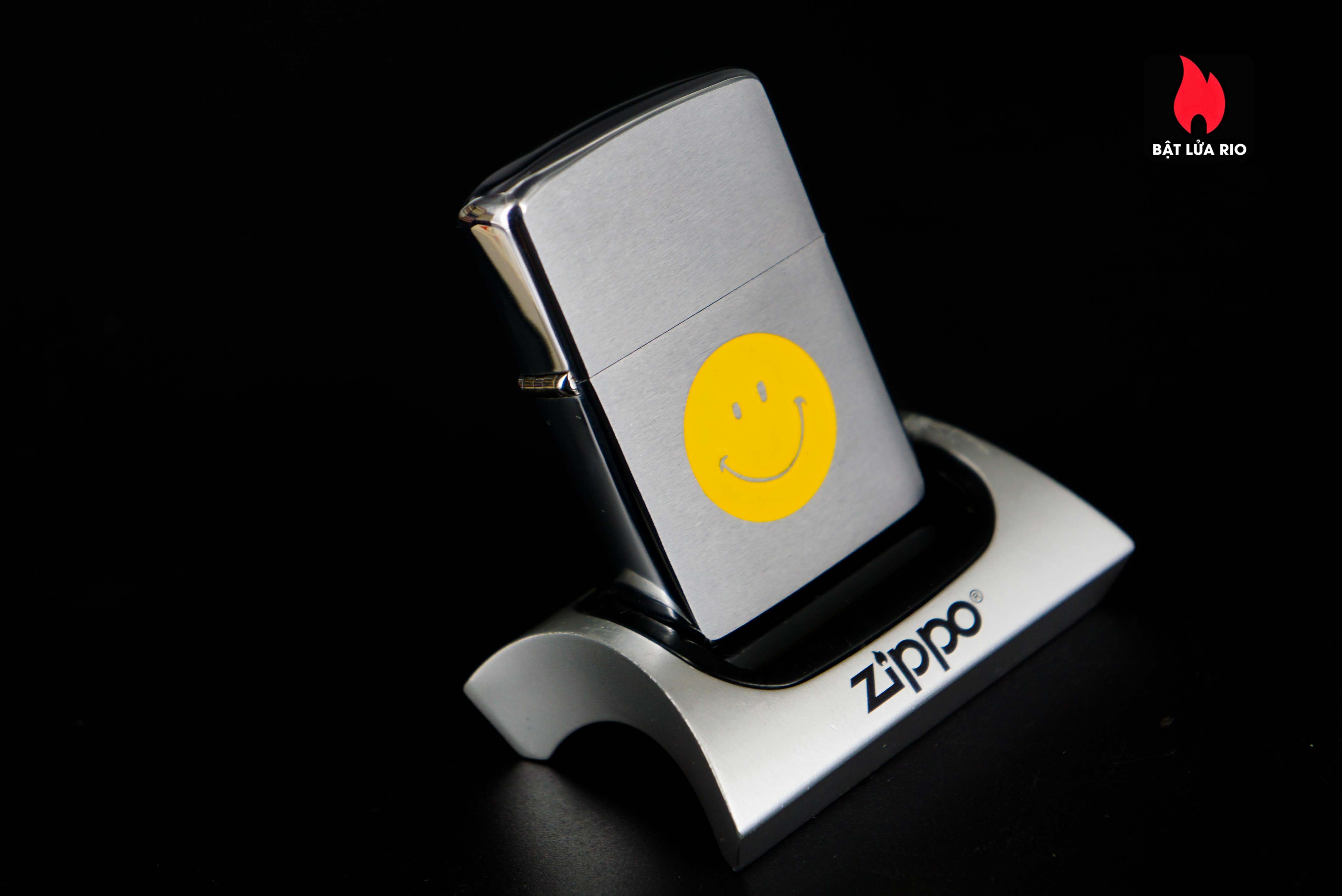 Zippo Xưa 1972 – Smiley Face – Yellow