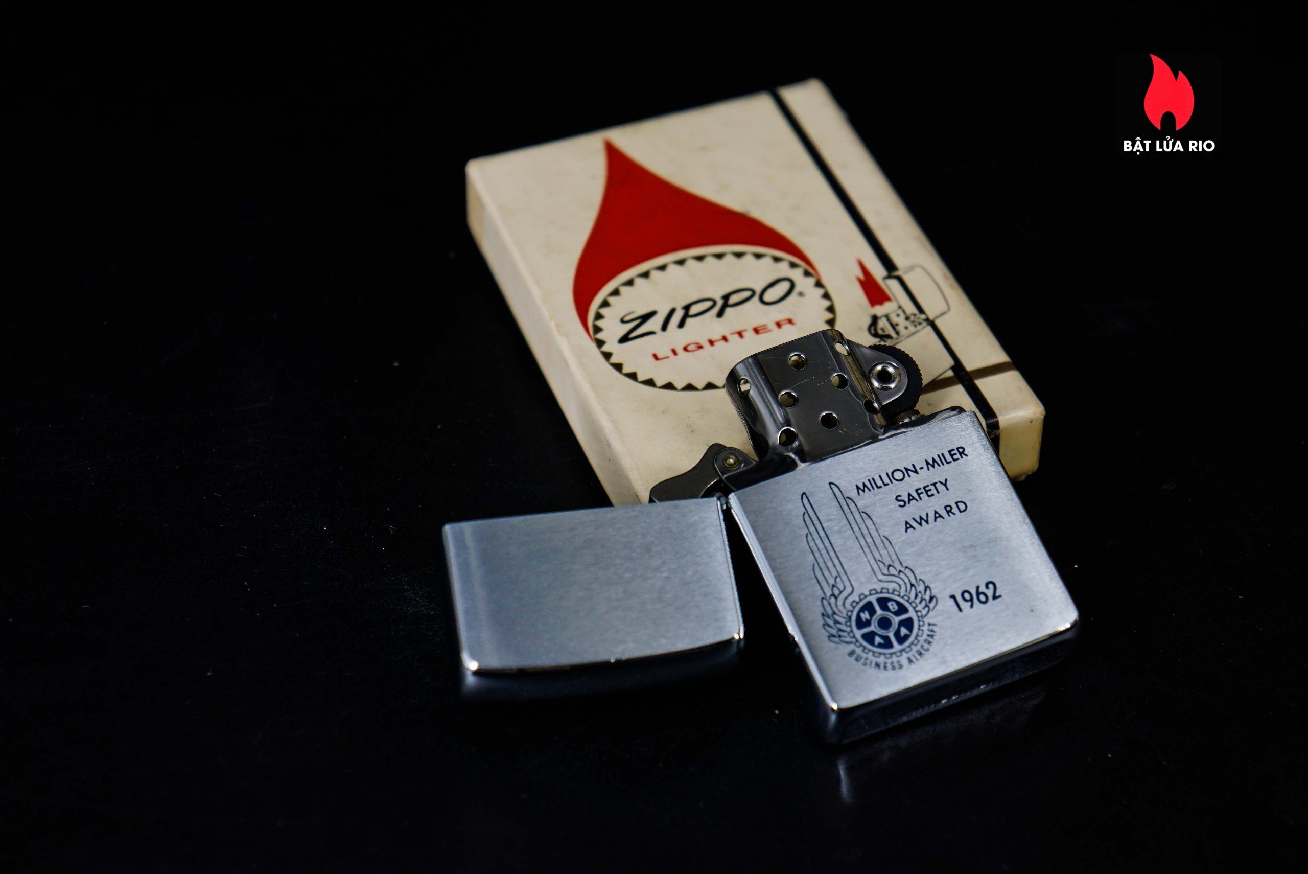 Zippo Xưa 1963 – Million-Miler Safety Award – Business Aircraft