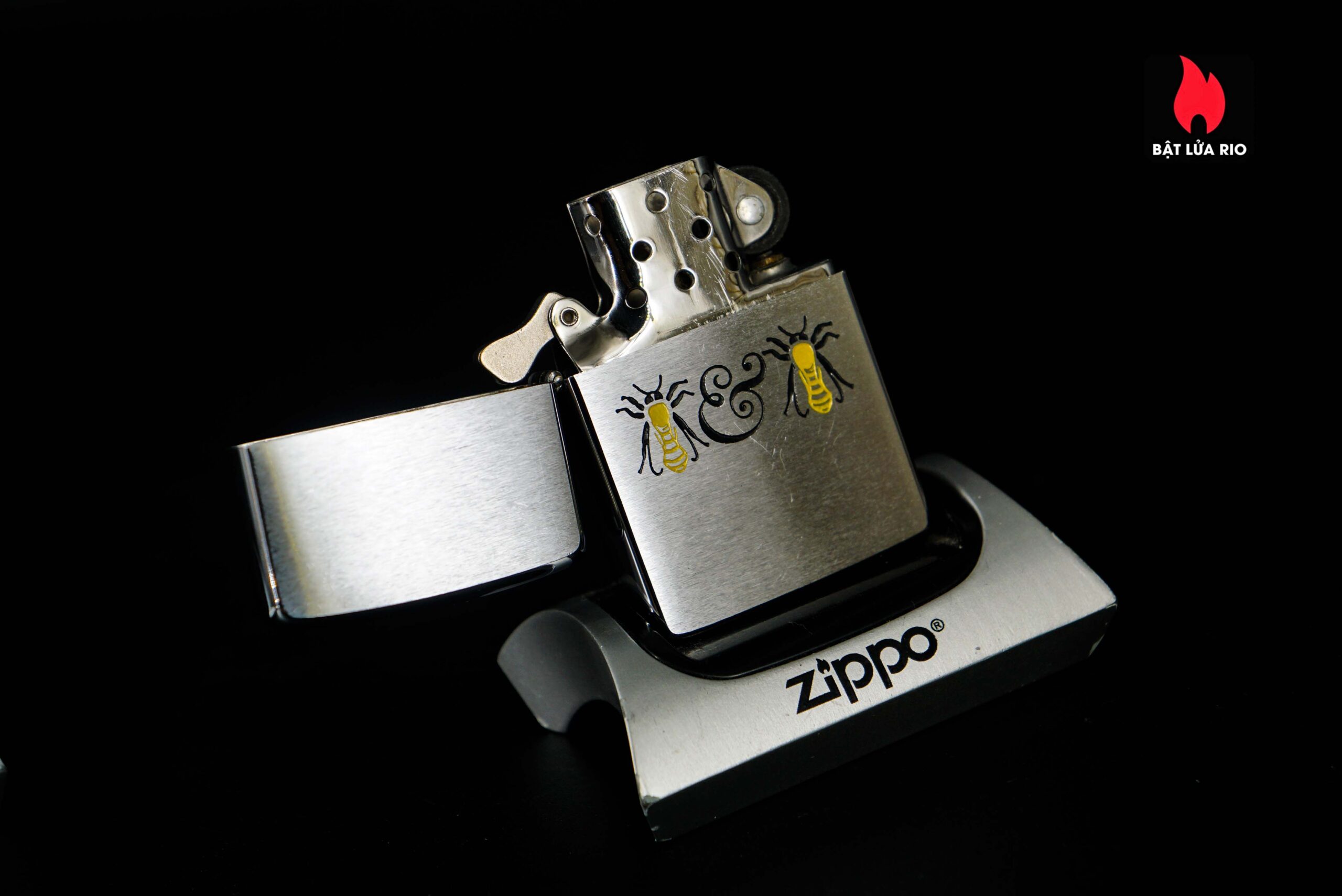 Zippo Xưa 1965 – Bee