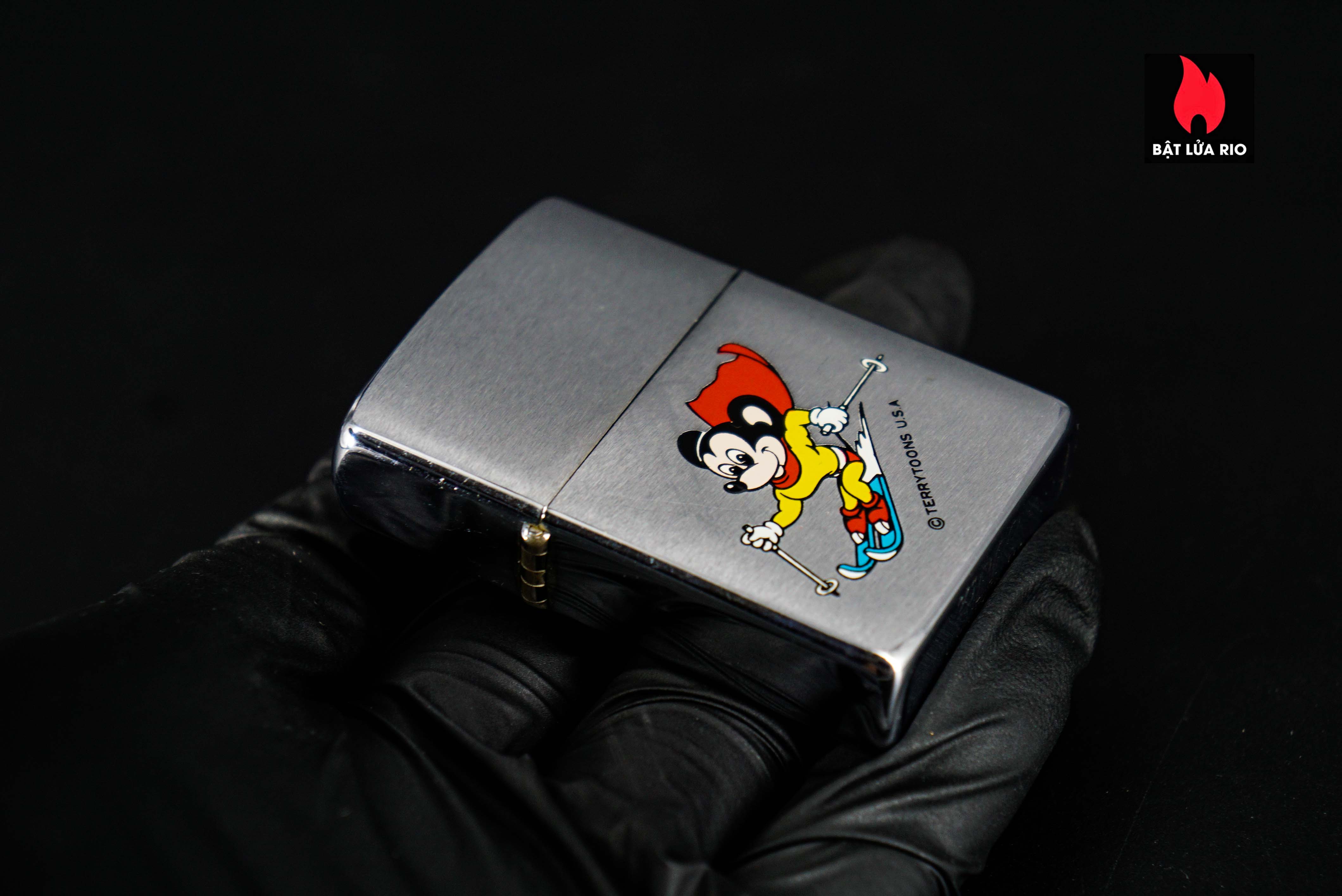 Zippo Xưa 1982 – Mighty Mouse skiing - By Terrytoons