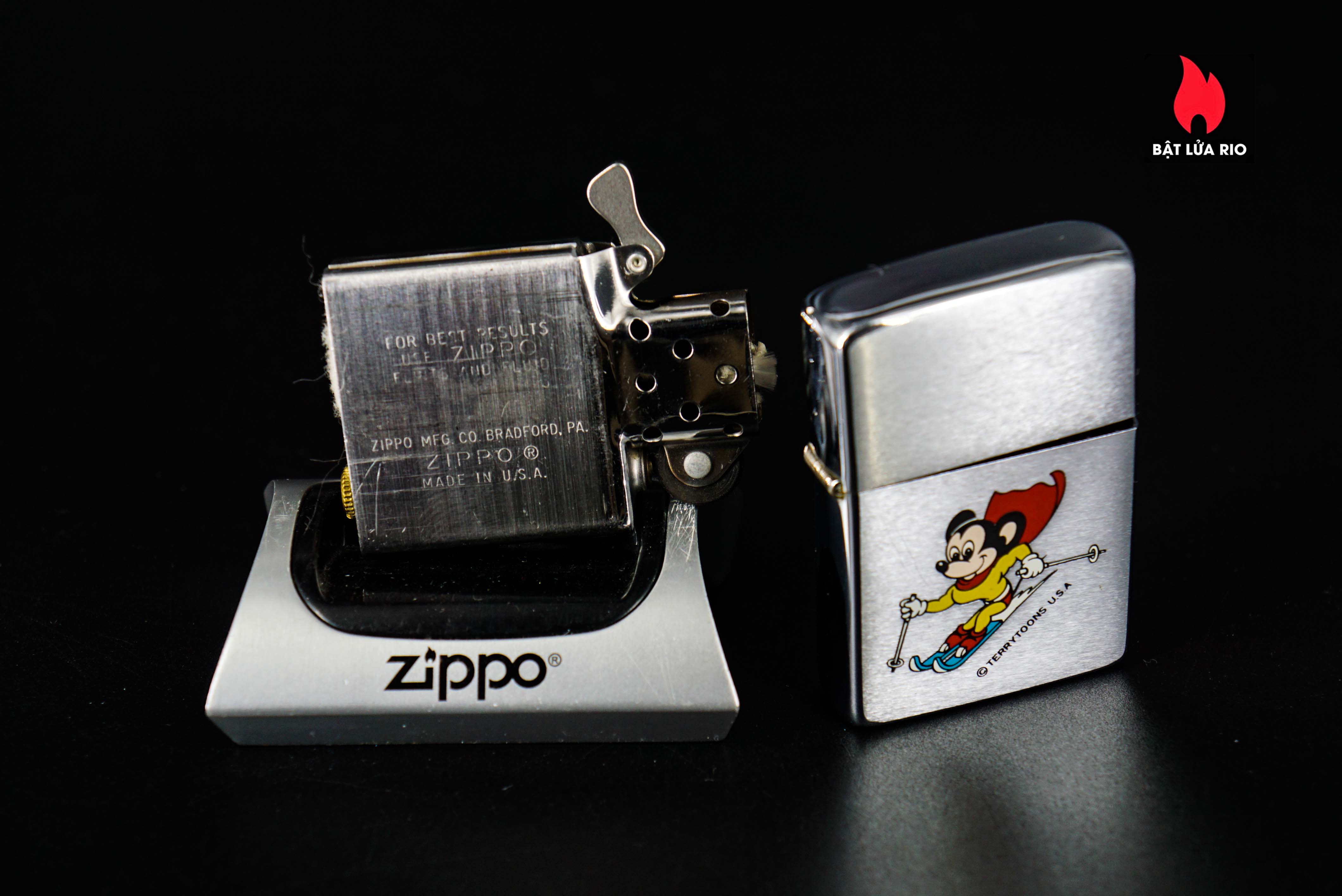 Zippo Xưa 1982 – Mighty Mouse skiing - By Terrytoons