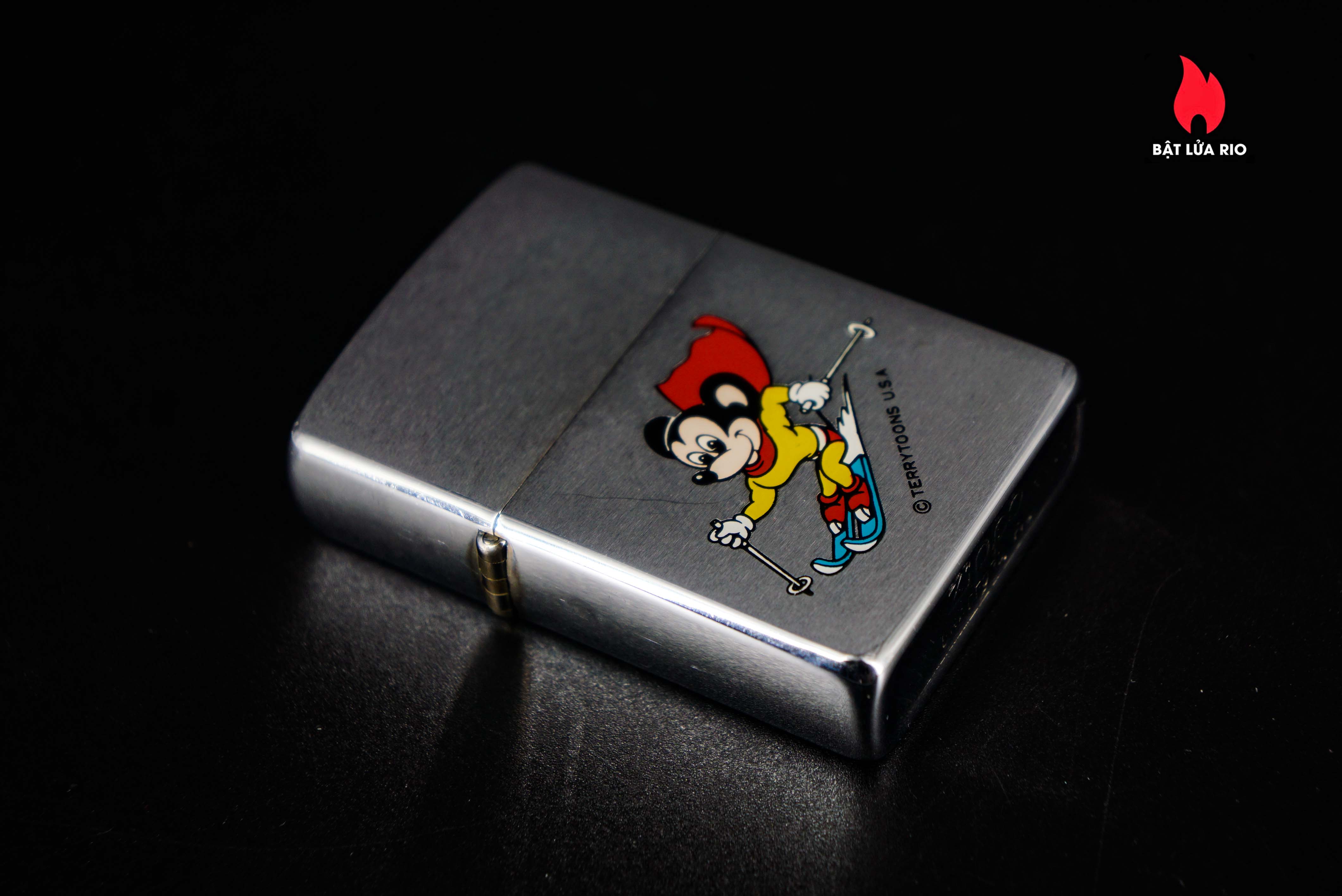 Zippo Xưa 1982 – Mighty Mouse skiing - By Terrytoons