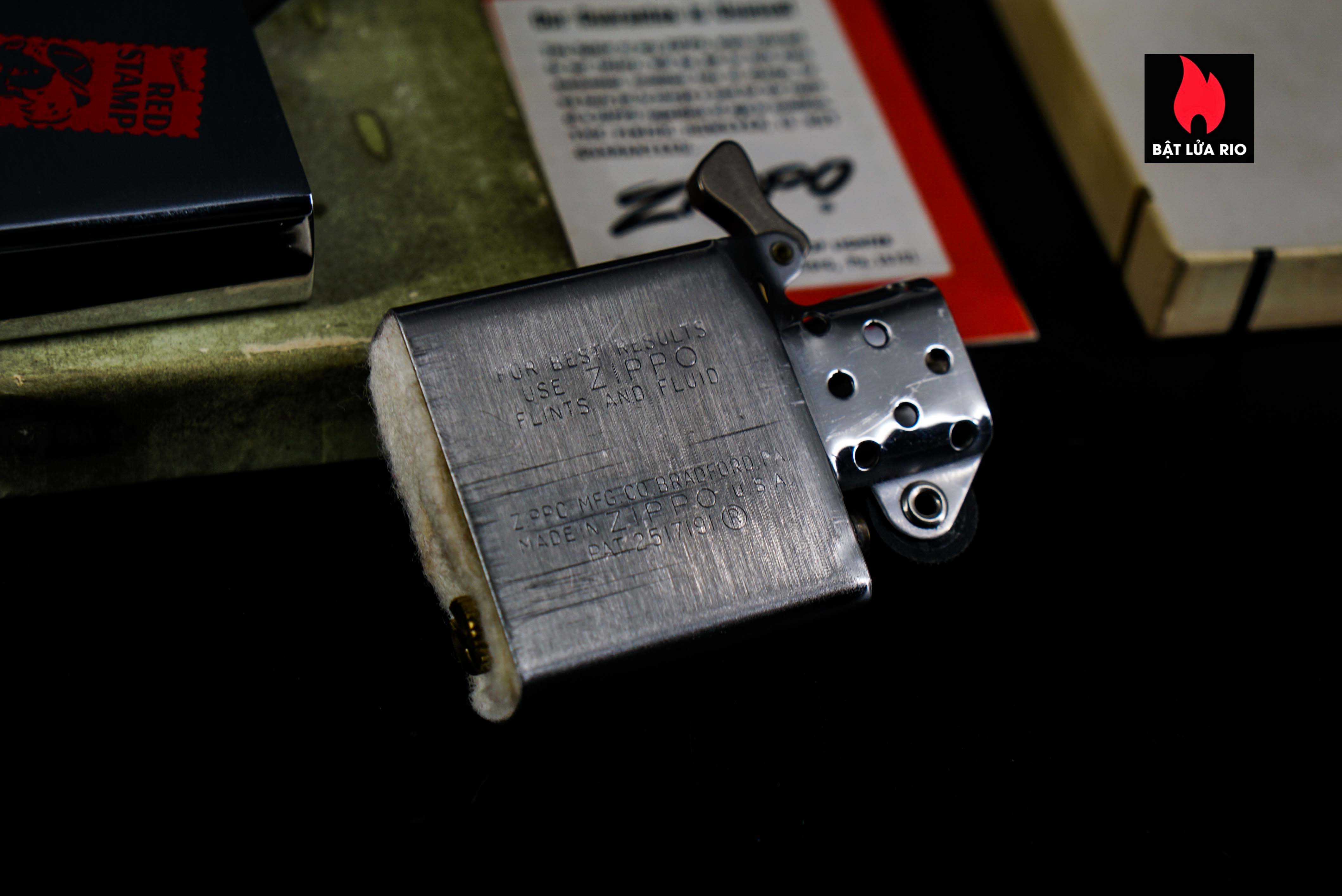 Zippo Xưa 1961 – National Red Stamp