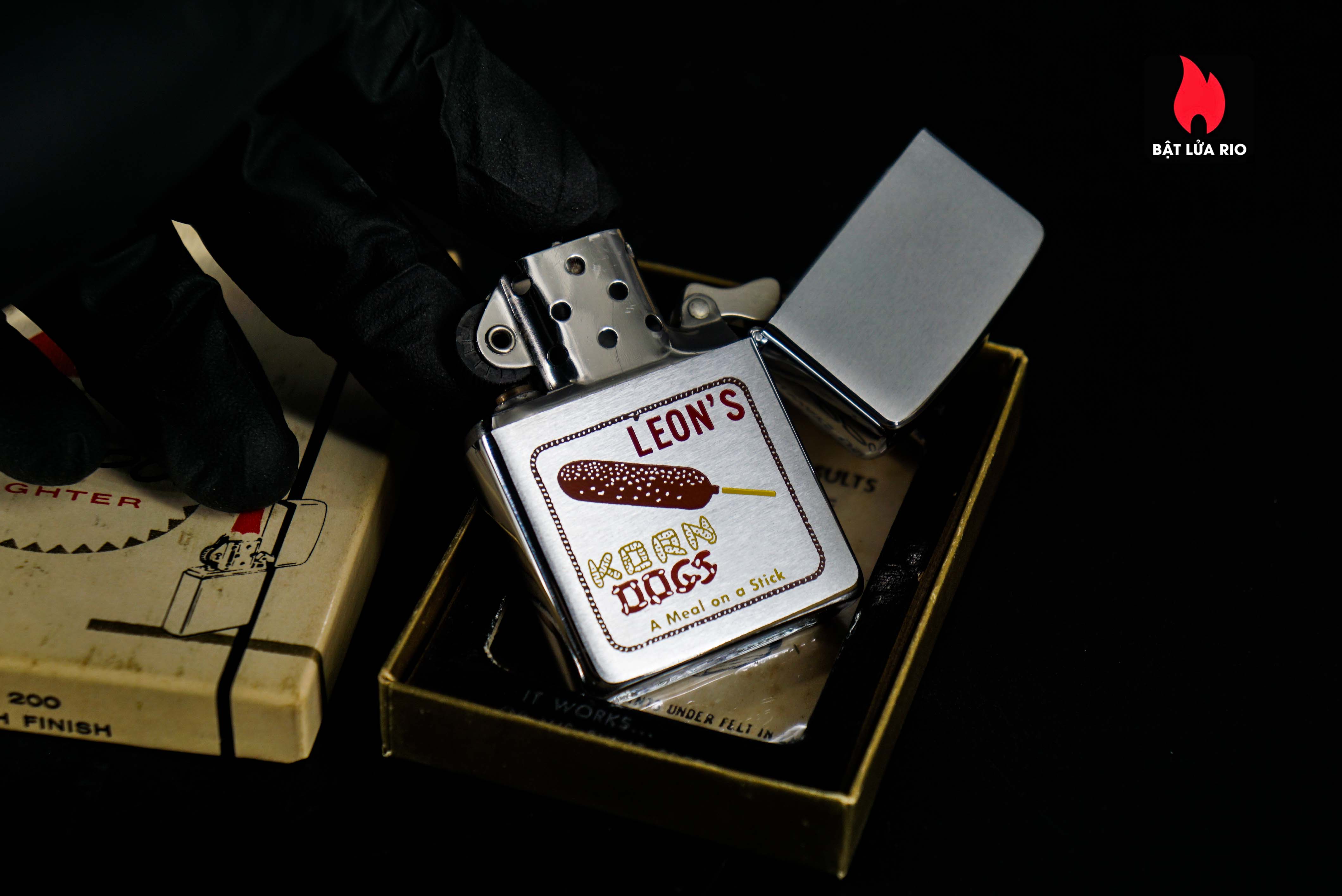 Zippo Xưa 1969 – Leon's Brand Foods