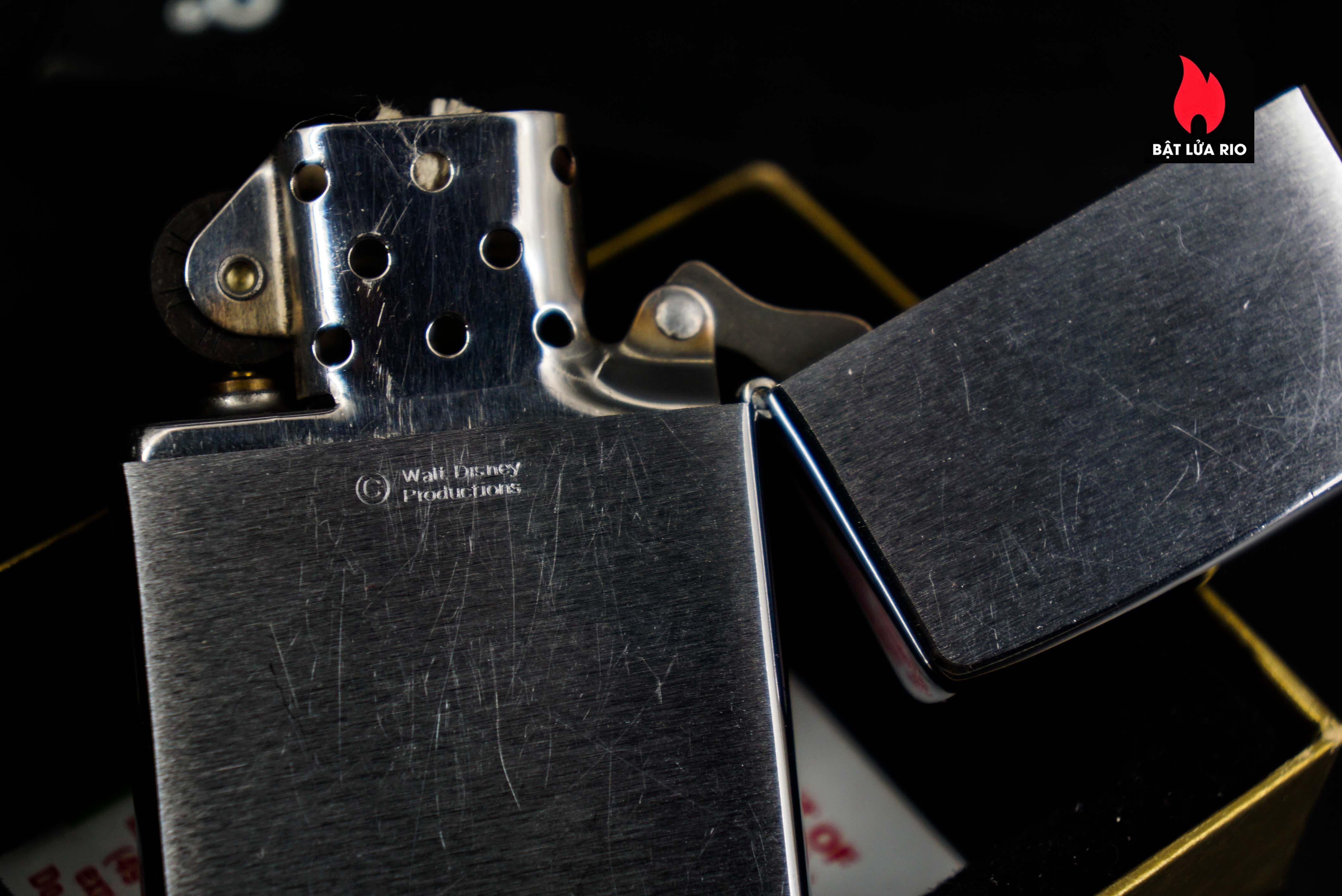 Zippo Xưa 1976 – Mickey – Walt Disney Productions