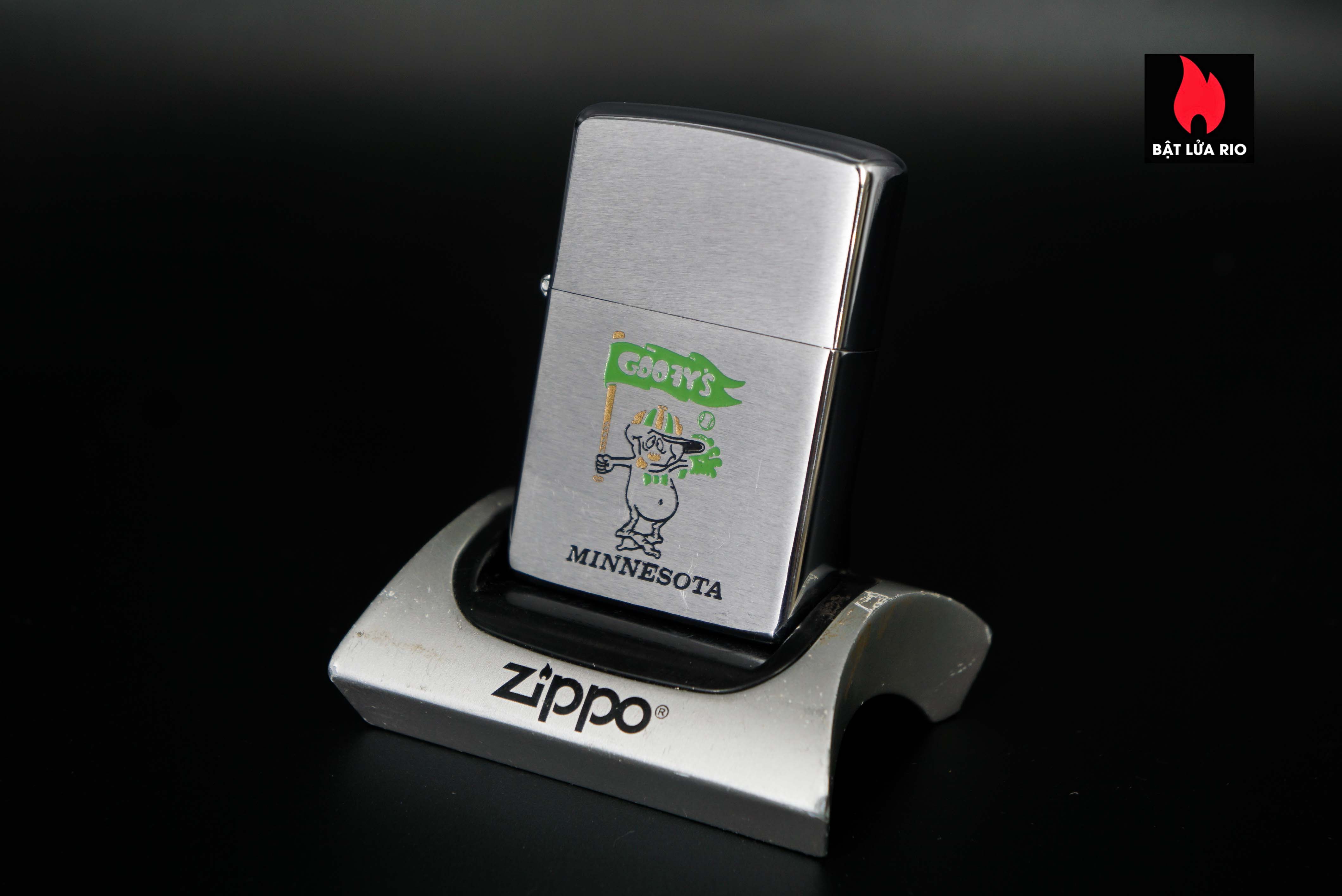 Zippo Xưa 1977 – Minnesota Goofy's