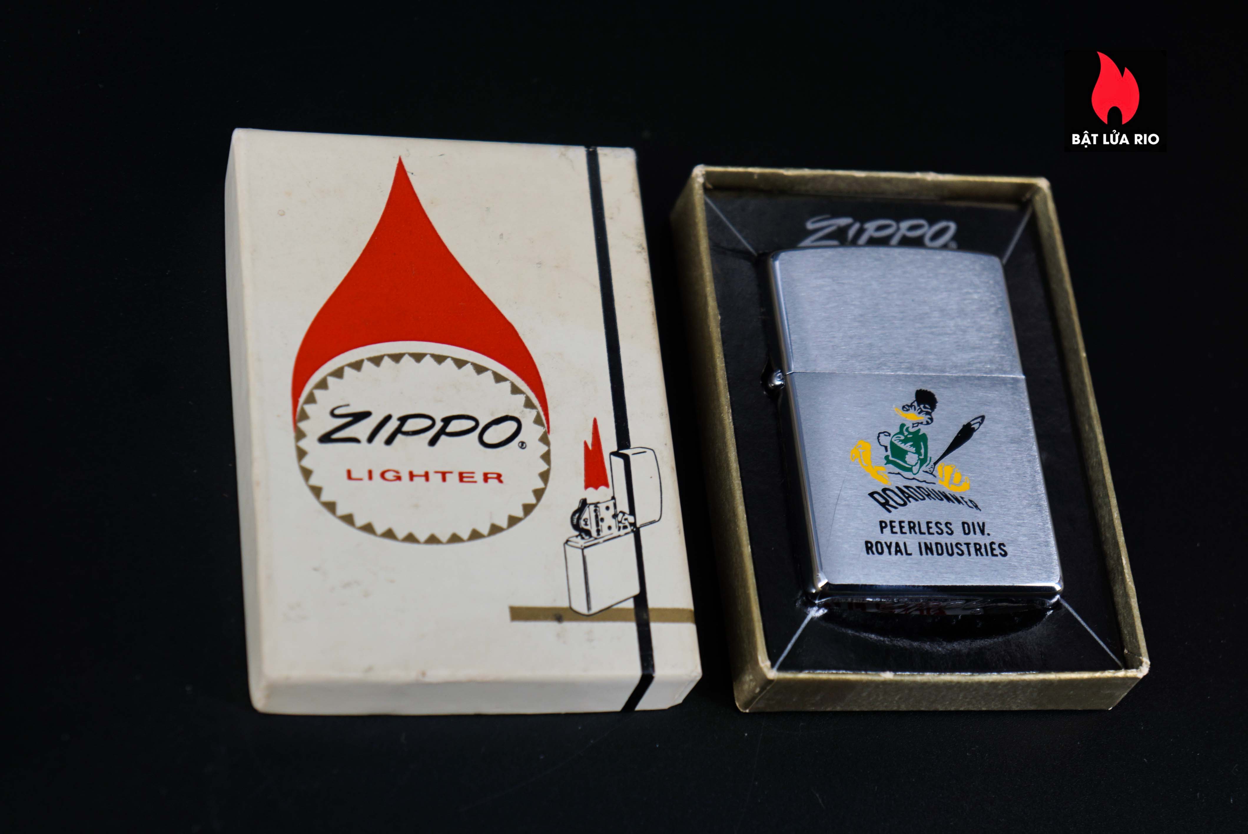 Zippo Xưa 1977 – Peerless Roadrunner