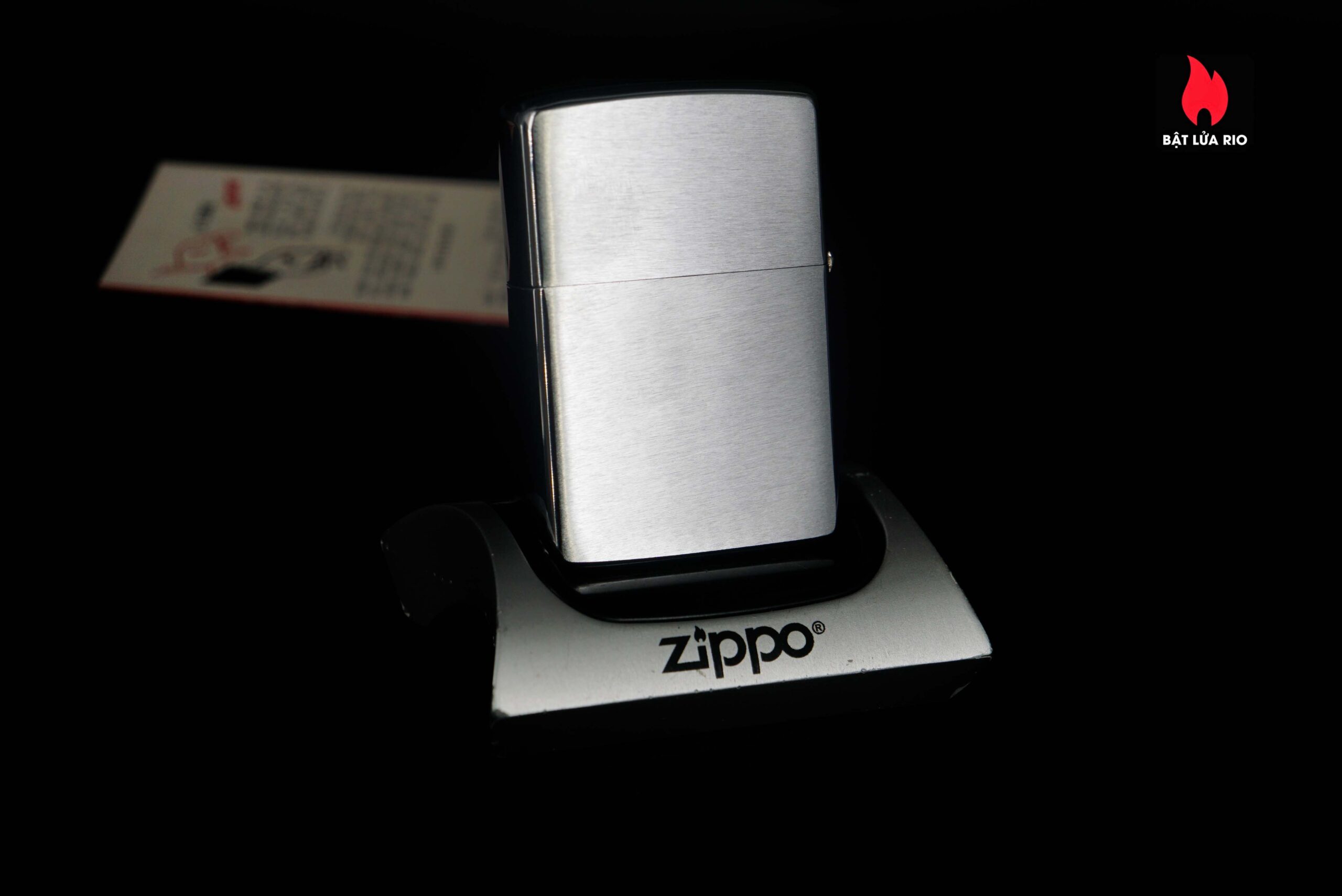 Zippo Xưa 1975 – Salesman Zippo – Chuck Jones